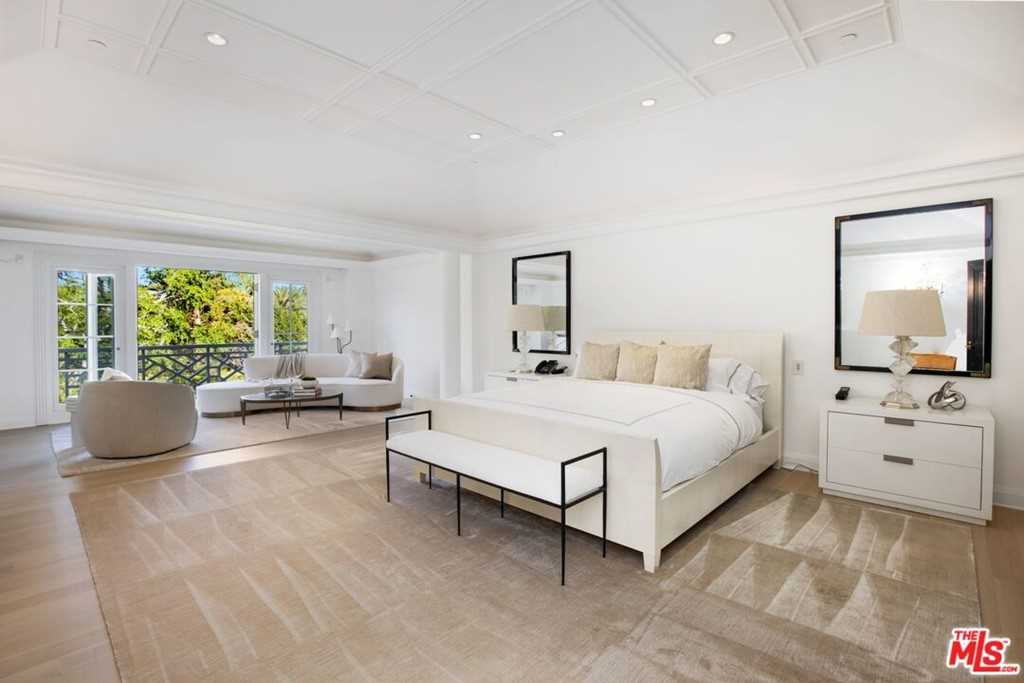 111 N Mapleton Dr, Los Angeles, CA 90077 | RubyHome