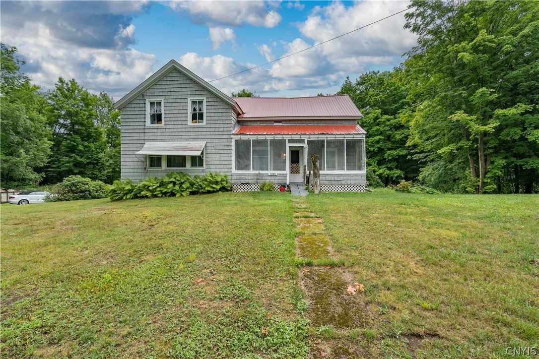 8586 Erie Canal Rd Croghan, NY 13327 | MLS S1422159