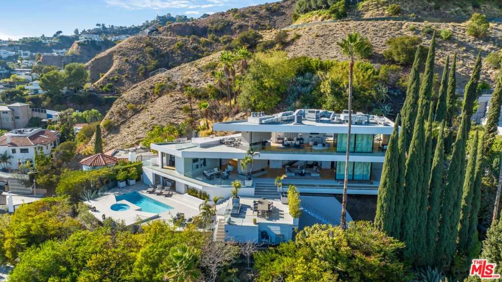 7869 Fareholm Dr, Los Angeles, CA 90046 | RubyHome