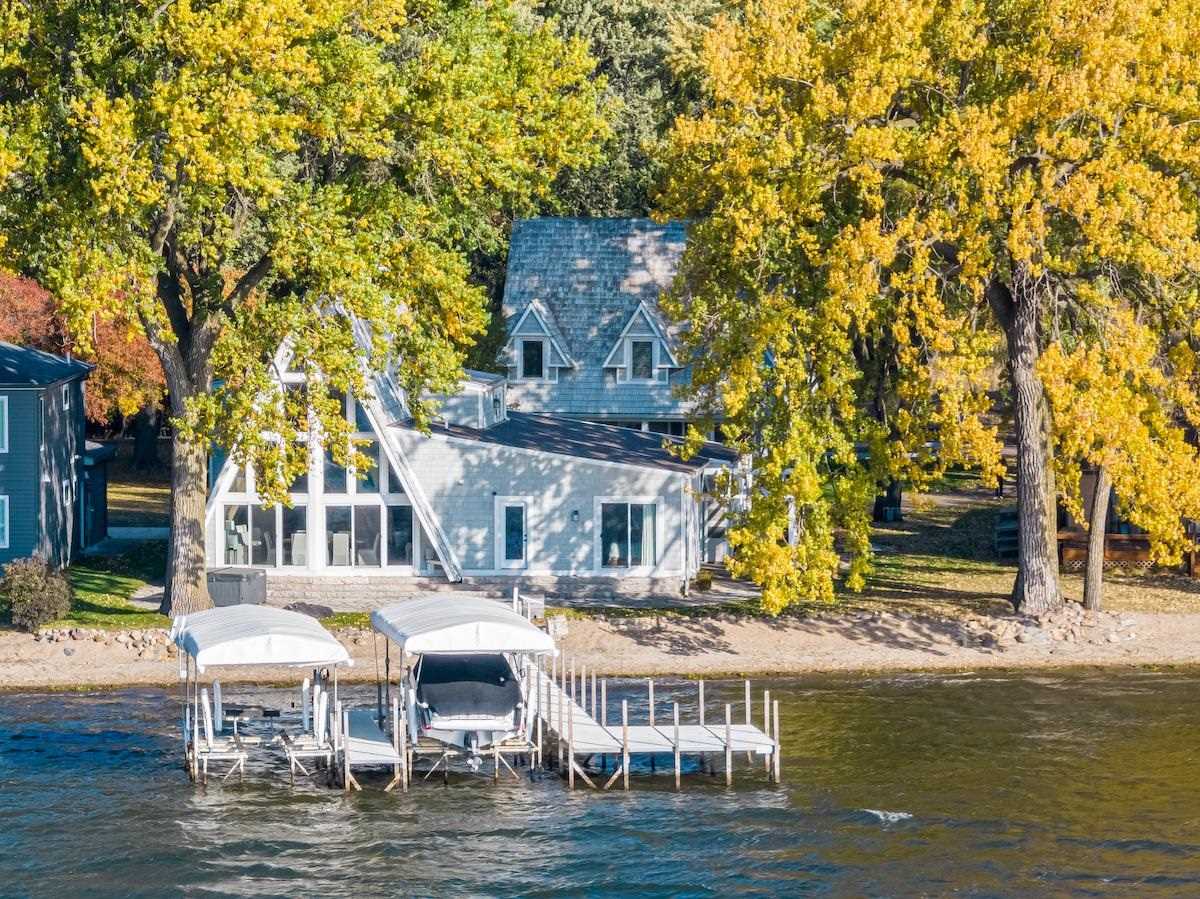 1407 Brooks Ln Okoboji, IA 51355 | MLS 221250