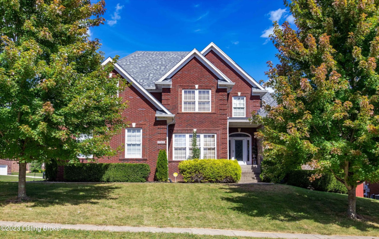 17415 Polo Run Ln Louisville, KY 40245 | MLS 1631574
