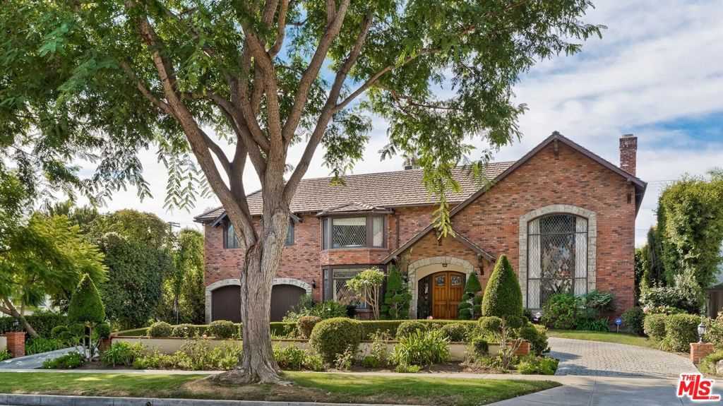 615 N Roxbury Dr Beverly Hills CA 90210 MLS# 23246895 - MrWestside