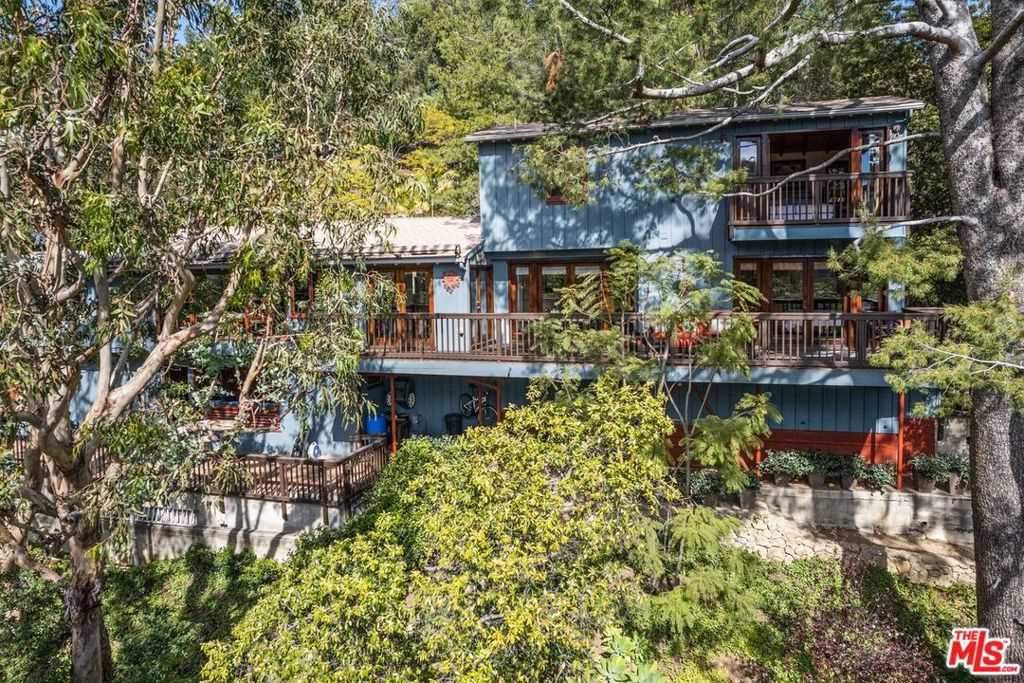 2415 Castilian Dr Los Angeles CA 90068 MLS# 23250085 - MrWestside