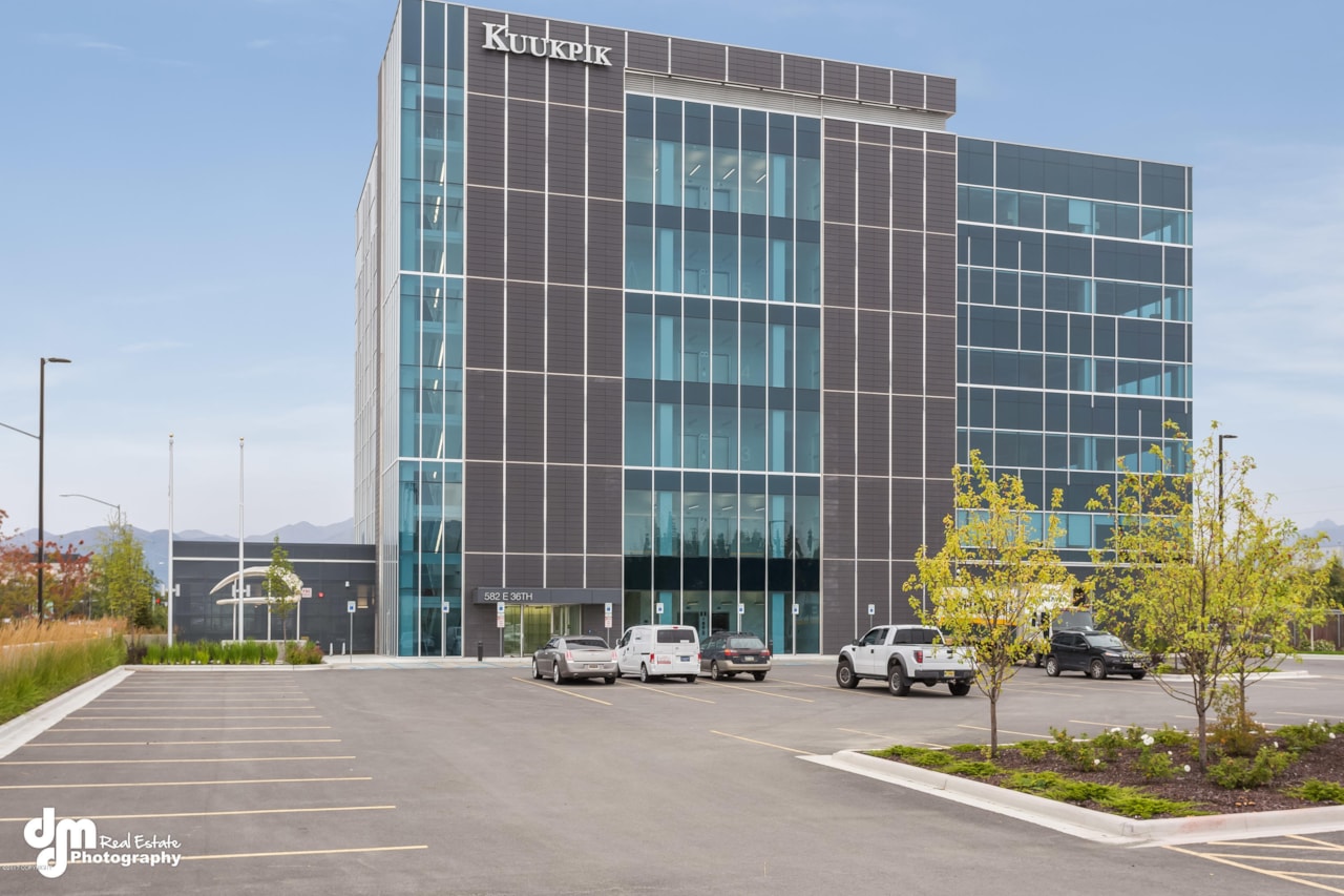 582 E 36th Ave #204 Anchorage, AK 99503 | MLS 15-16322