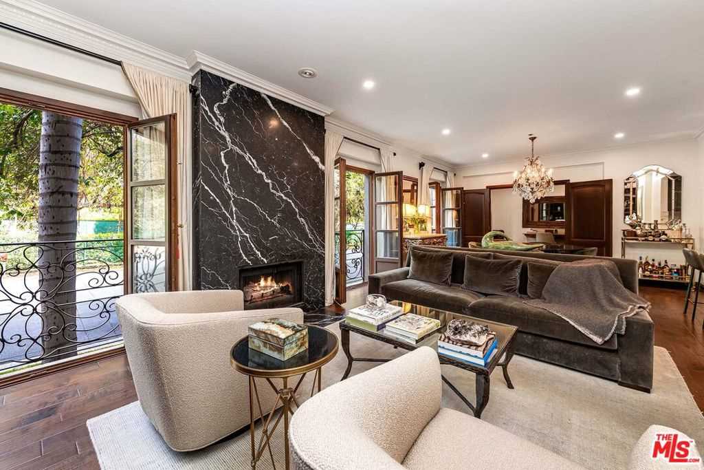 425 N Maple Dr #204 Beverly Hills CA 90210 MLS# 23254579 - MrWestside