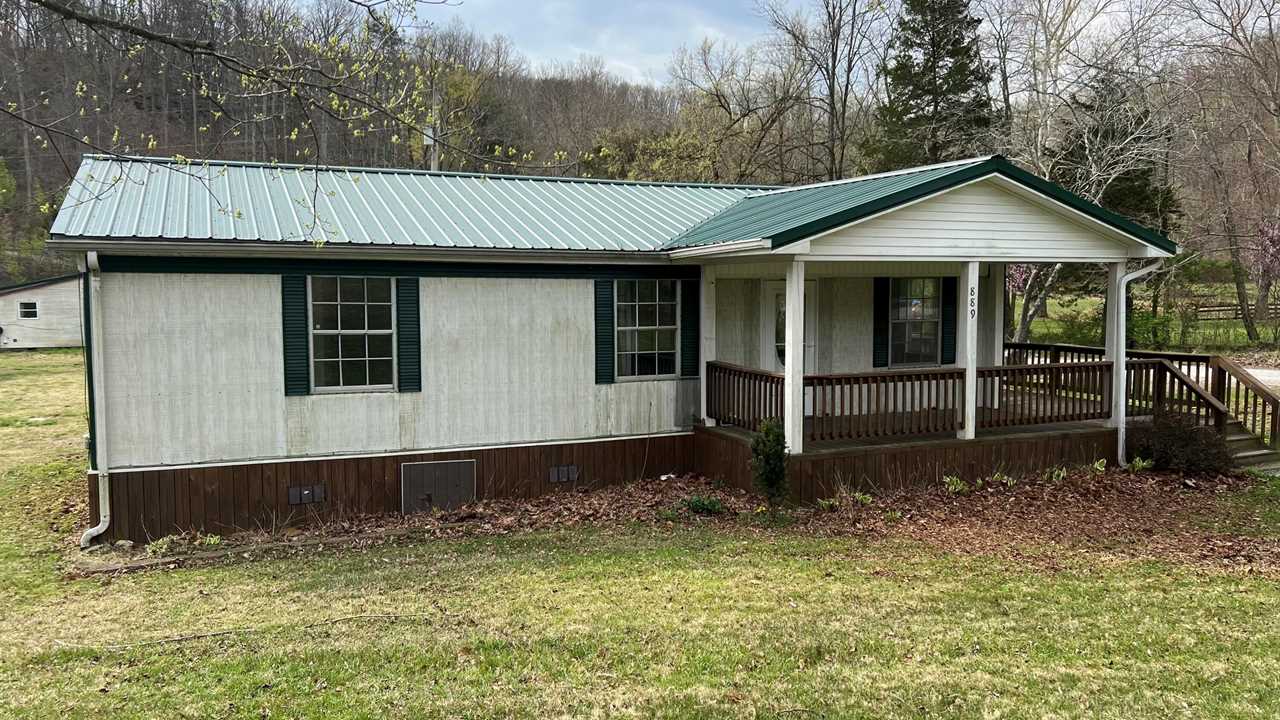 889 S Dogwood Dr Berea, KY 40403 | MLS #23005961