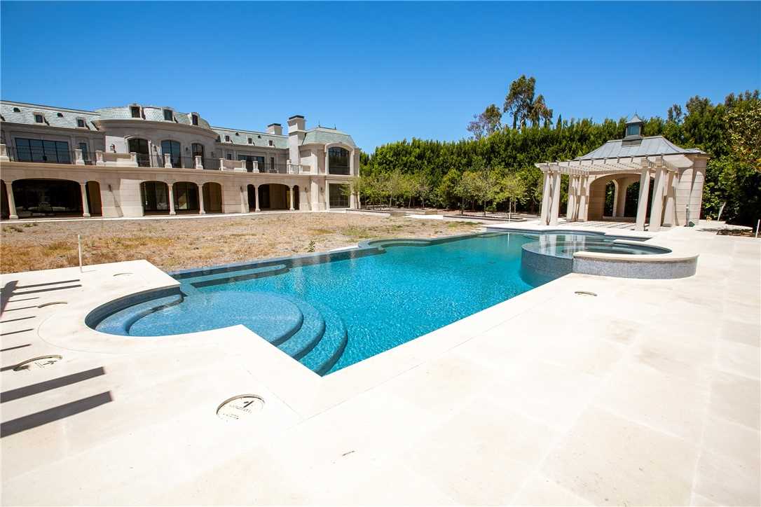 530 S Mapleton Dr, Los Angeles, CA 90024 | RubyHome