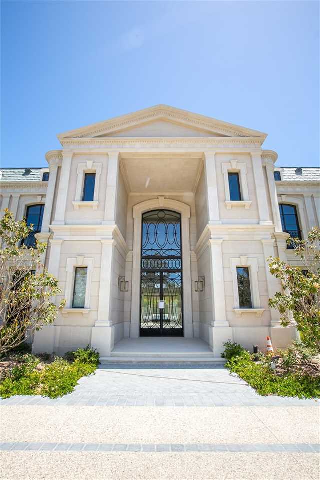 530 S Mapleton Dr, Los Angeles, CA 90024 | RubyHome