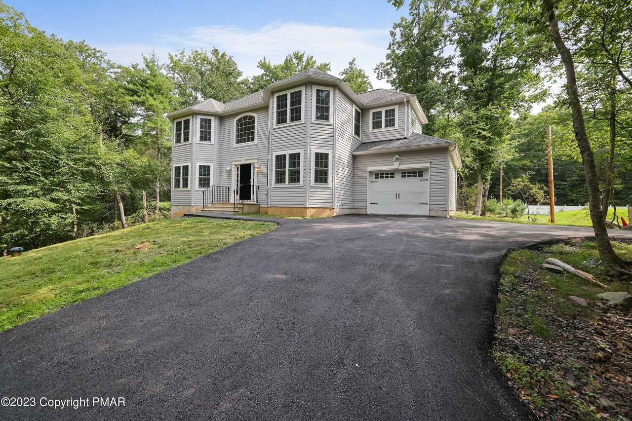 322 Lees Run Circle East Stroudsburg, PA 18302 | MLS PM-108147