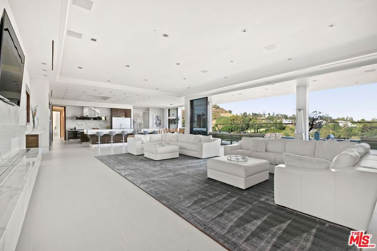 10979 Chalon Rd, Los Angeles, CA 90077 | RubyHome