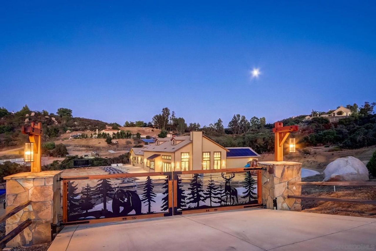 16825 Archie Moore Rd, Ramona, CA 92065 | RubyHome