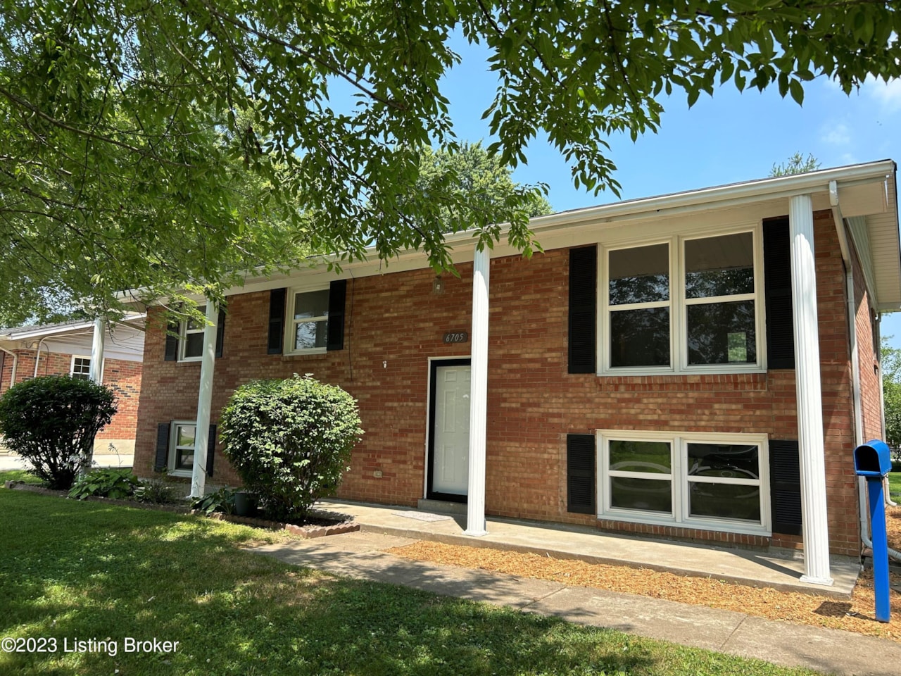 6705 Creston Dr Louisville, KY 40258 | MLS #1641652