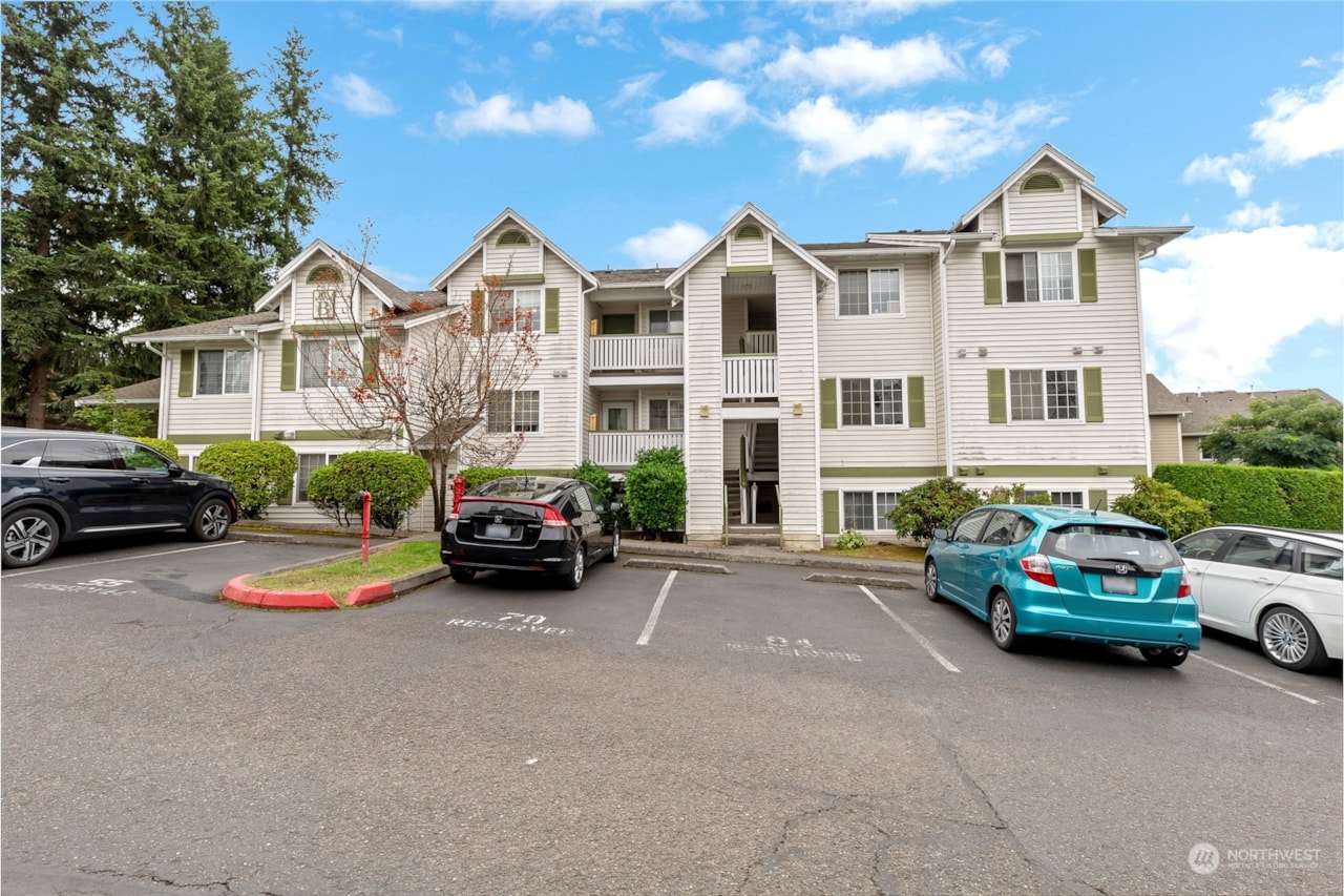 901 Sunset Blvd NE #B207 Renton, WA 98056 | MLS® 2158155