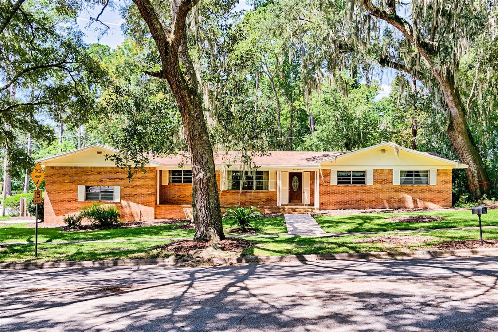 900 NW 51st TERRACE Gainesville, FL 32605 | MLS GC516027