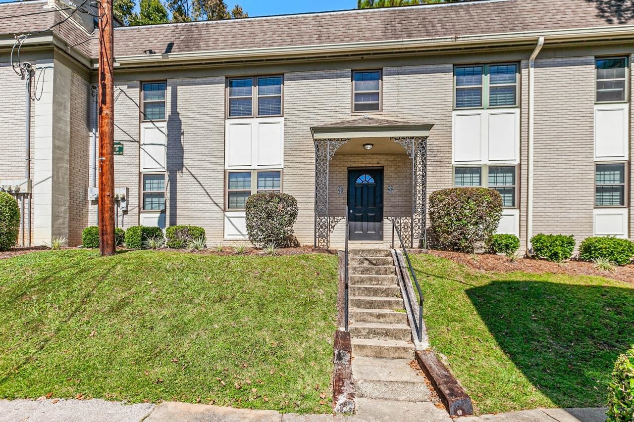 1951 N Meridian Rd Tallahassee, FL 32303 in Midtown At Meridian Condo