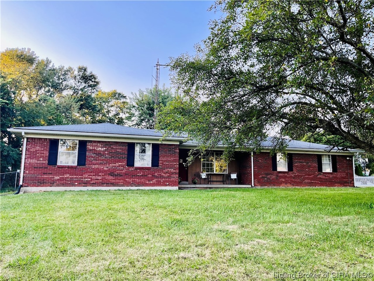 1201 Dant Dr Georgetown, IN 47122 | MLS 202309893