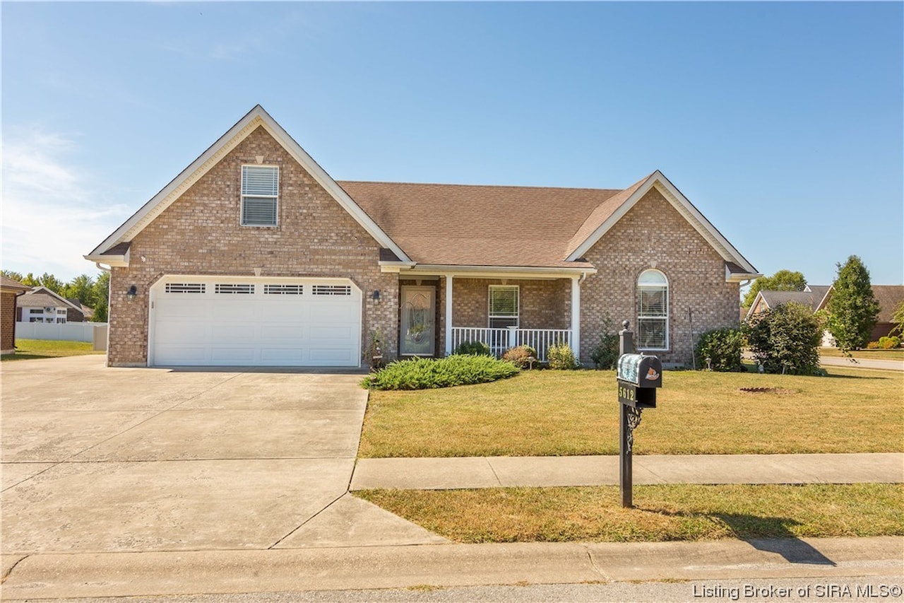 5612 Raintree Ridge Jeffersonville, IN 47130 | MLS 2023010582