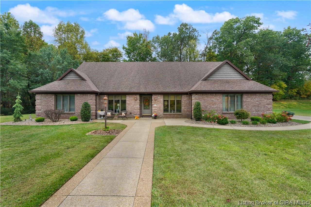 1275 Parkwood Dr NW Corydon, IN 47112 | MLS 2023010953