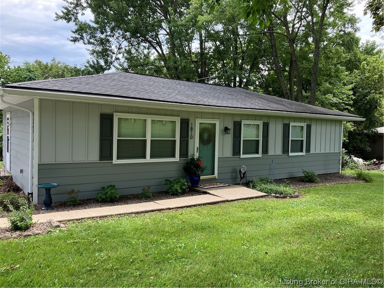 1810 Kelly Ave Georgetown, IN 47122 | MLS 2023010316