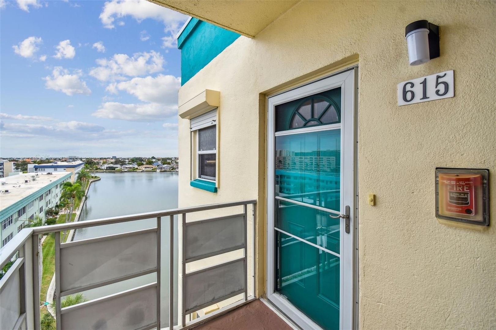 2960 59th St S #615 Gulfport, FL 33707 | MLS U8222597