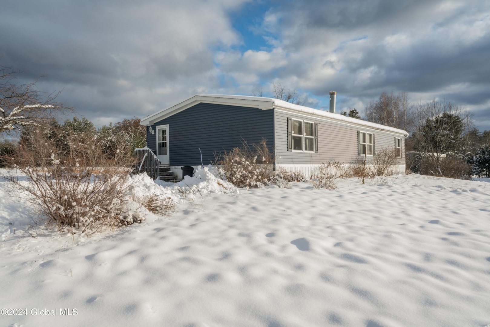 270 Hall Hill Rd Lake Luzerne, NY 12846 | MLS 202410372