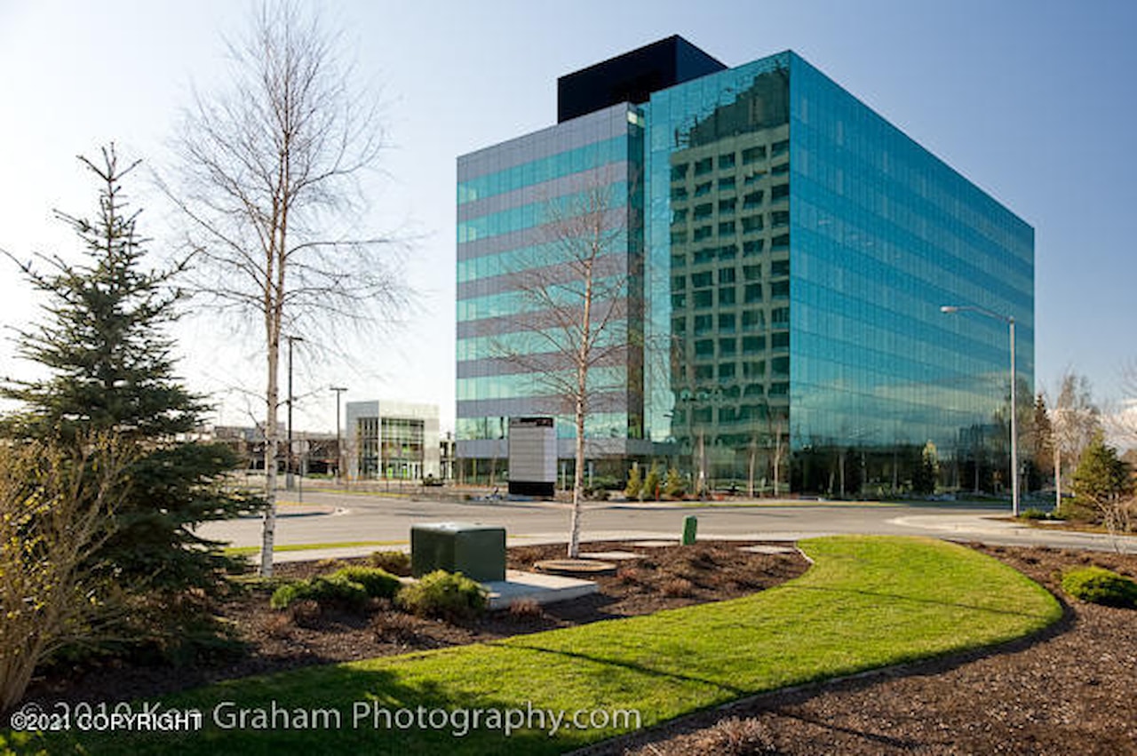 3700 Centerpoint Dr #105 Anchorage, AK 99503 | MLS 21-10607