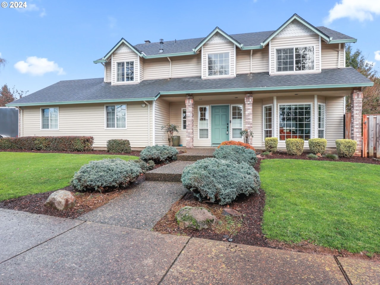 10280 SW Ladd CTTualatinOR97062located in the Tigard - Tualatin ...