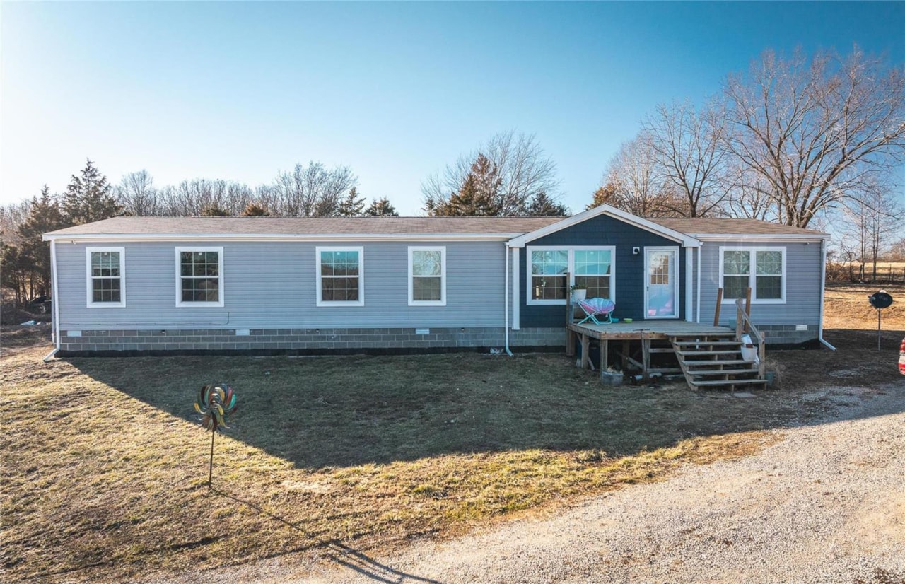 1413 County Road 5080 in Salem, MO