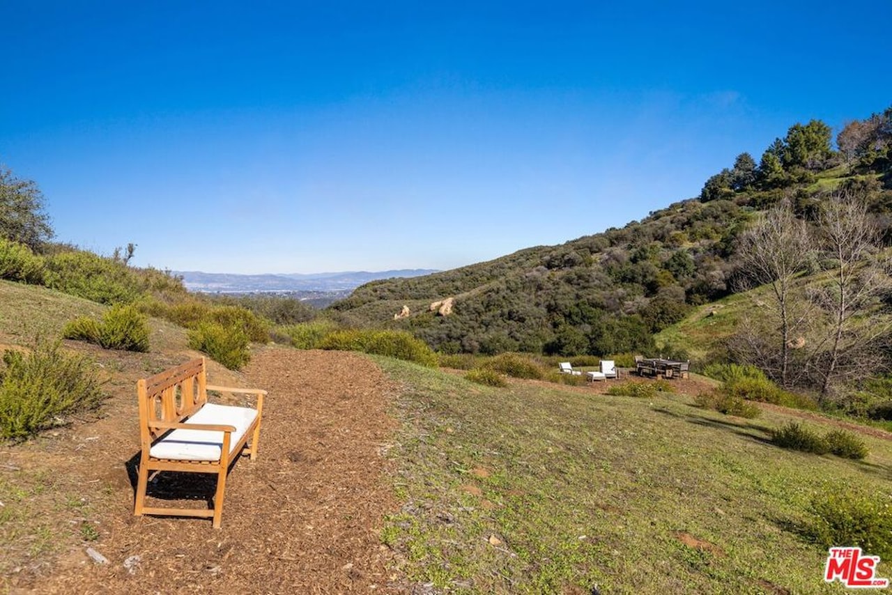 22111 Saddle Peak Rd, Topanga, CA 90290 | RubyHome