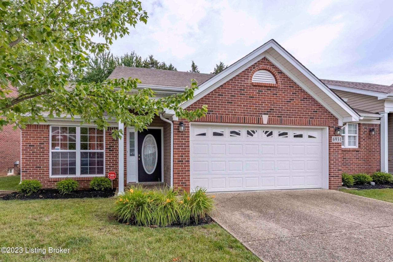 6931 Arbor Manor Way Louisville, KY 40228 | MLS 1639712