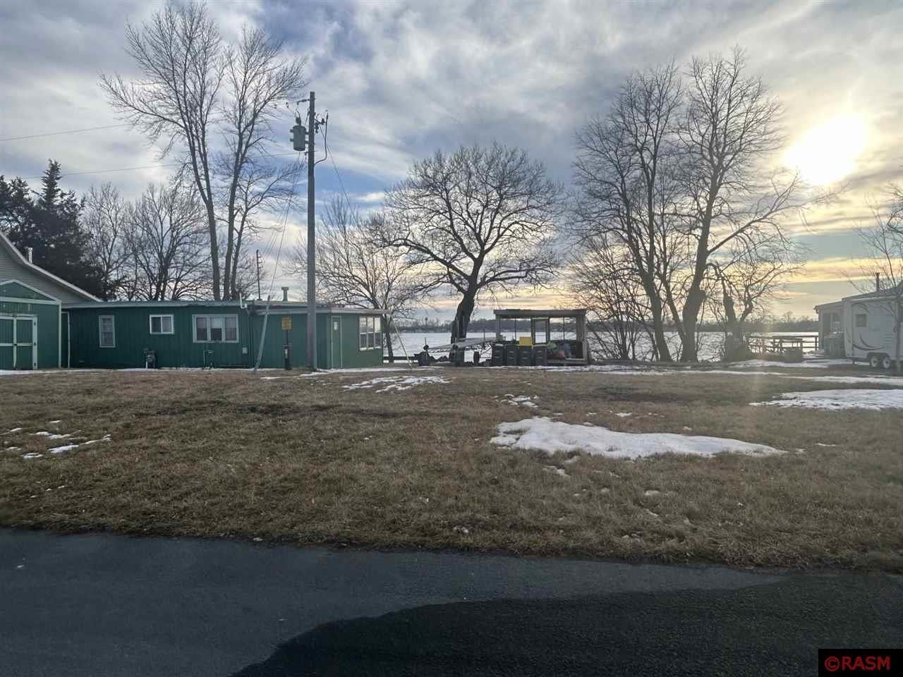 618 & 616 Doran Dr Madison Lake, MN 56063 | MLS 7034303