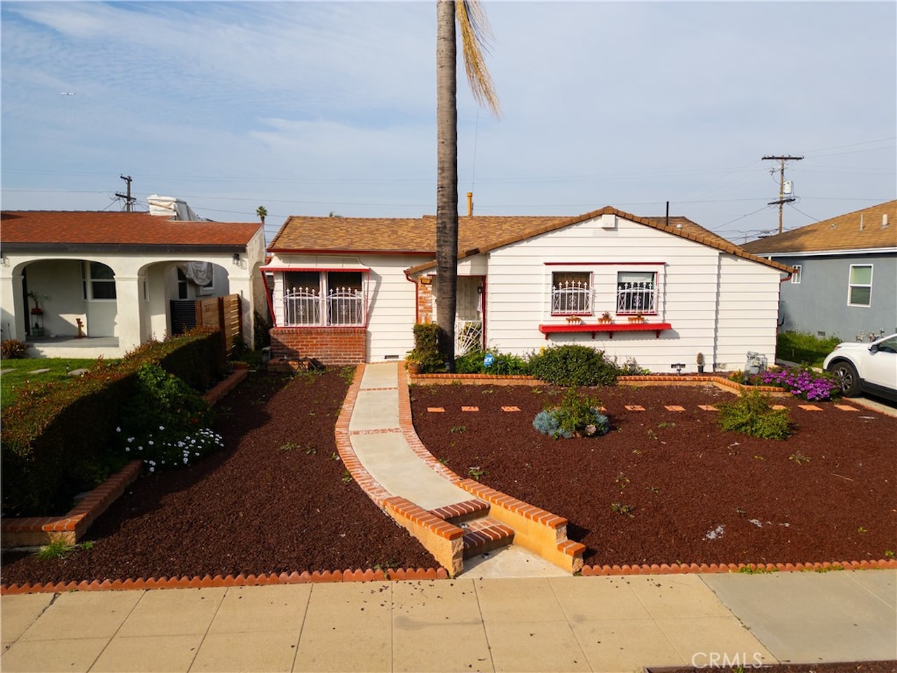 857 E 116th Place, Los Angeles, CA 90059 | RubyHome