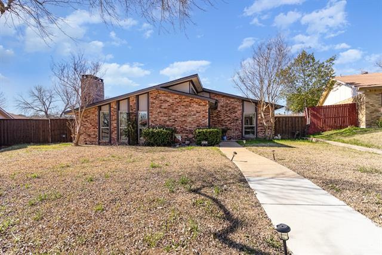 3409 Knoll Point Drive, Garland, TX 75043 | KnoxRE.com