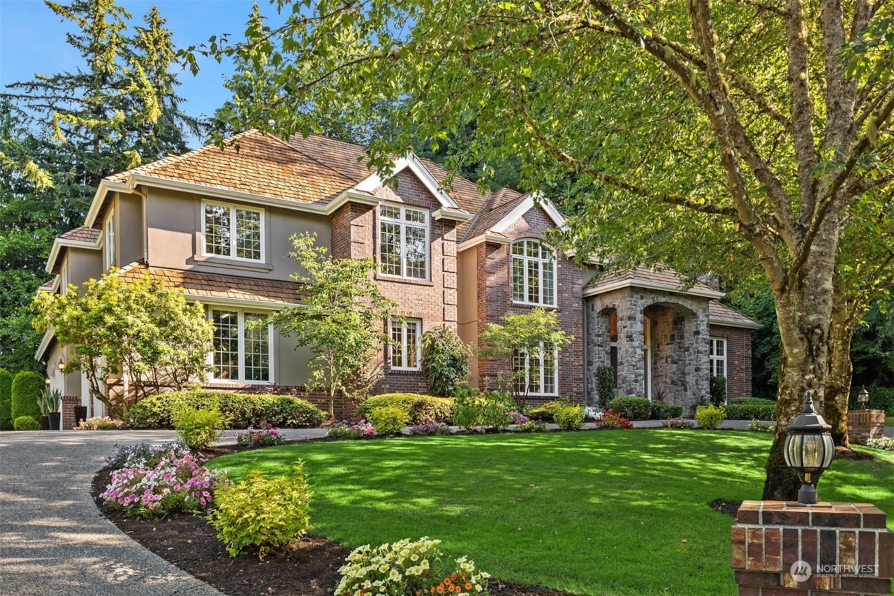 9805320351 NE 61st Ct550 - Redmond/CarnationRedmondDistinctive design ...