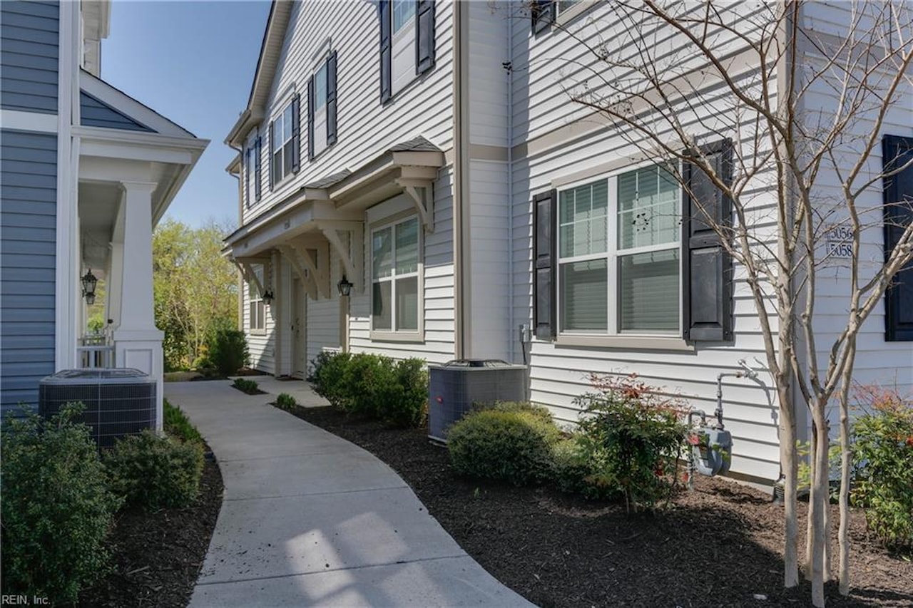 5058 Hawkins Mill Way Virginia Beach, VA 23455 | MLS 10527453