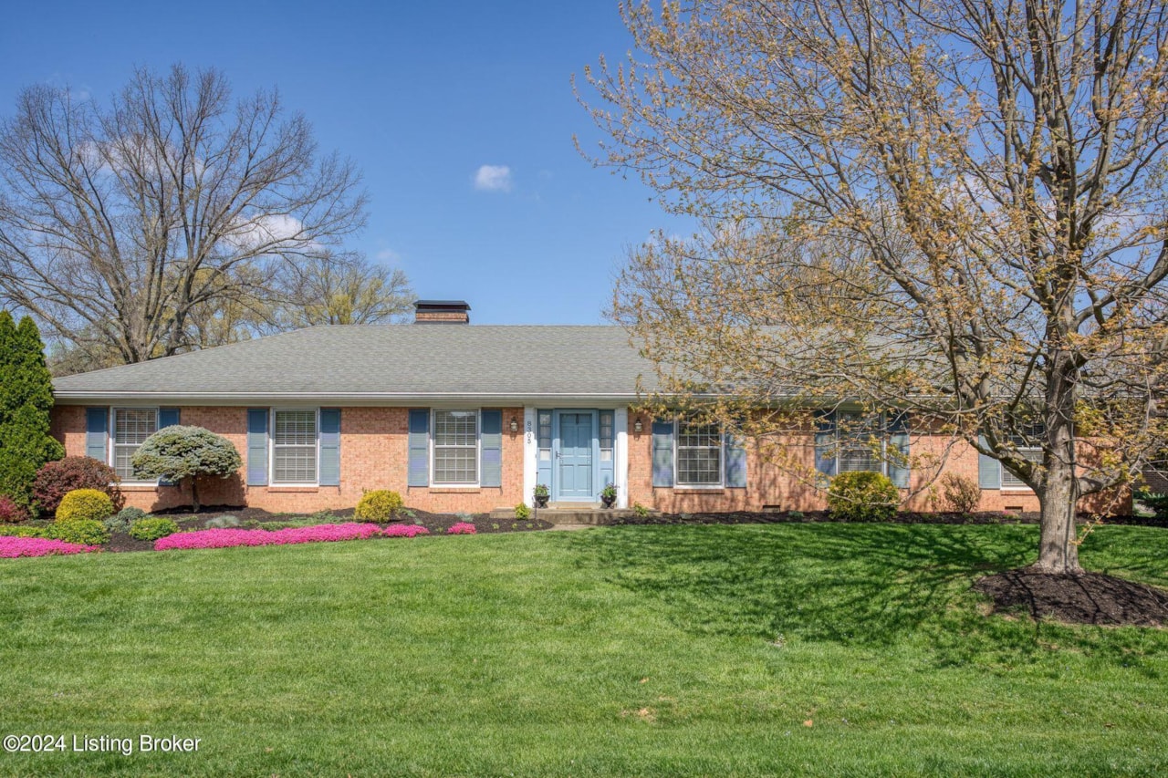 8305 Easton Ln Louisville, KY 40242 | MLS #1658326