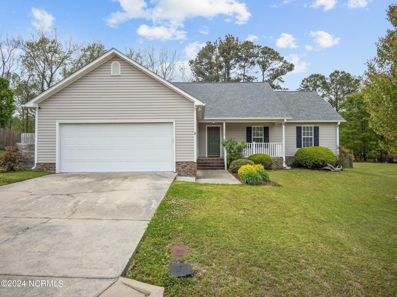 115 Walnut Hills Dr Richlands, NC 28574 | MLS 100438320