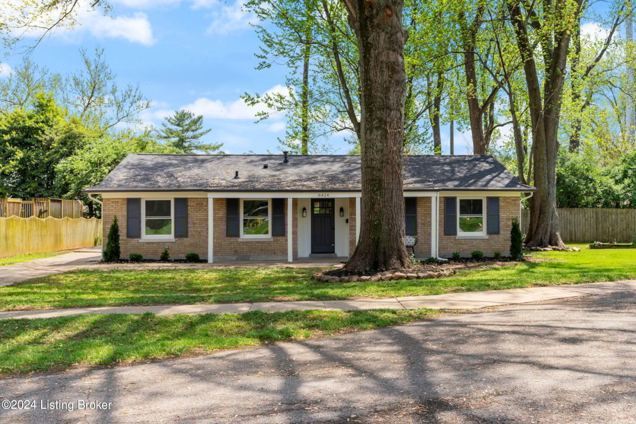 8414 Blossom Ln Louisville, KY 40242 | MLS 1658946