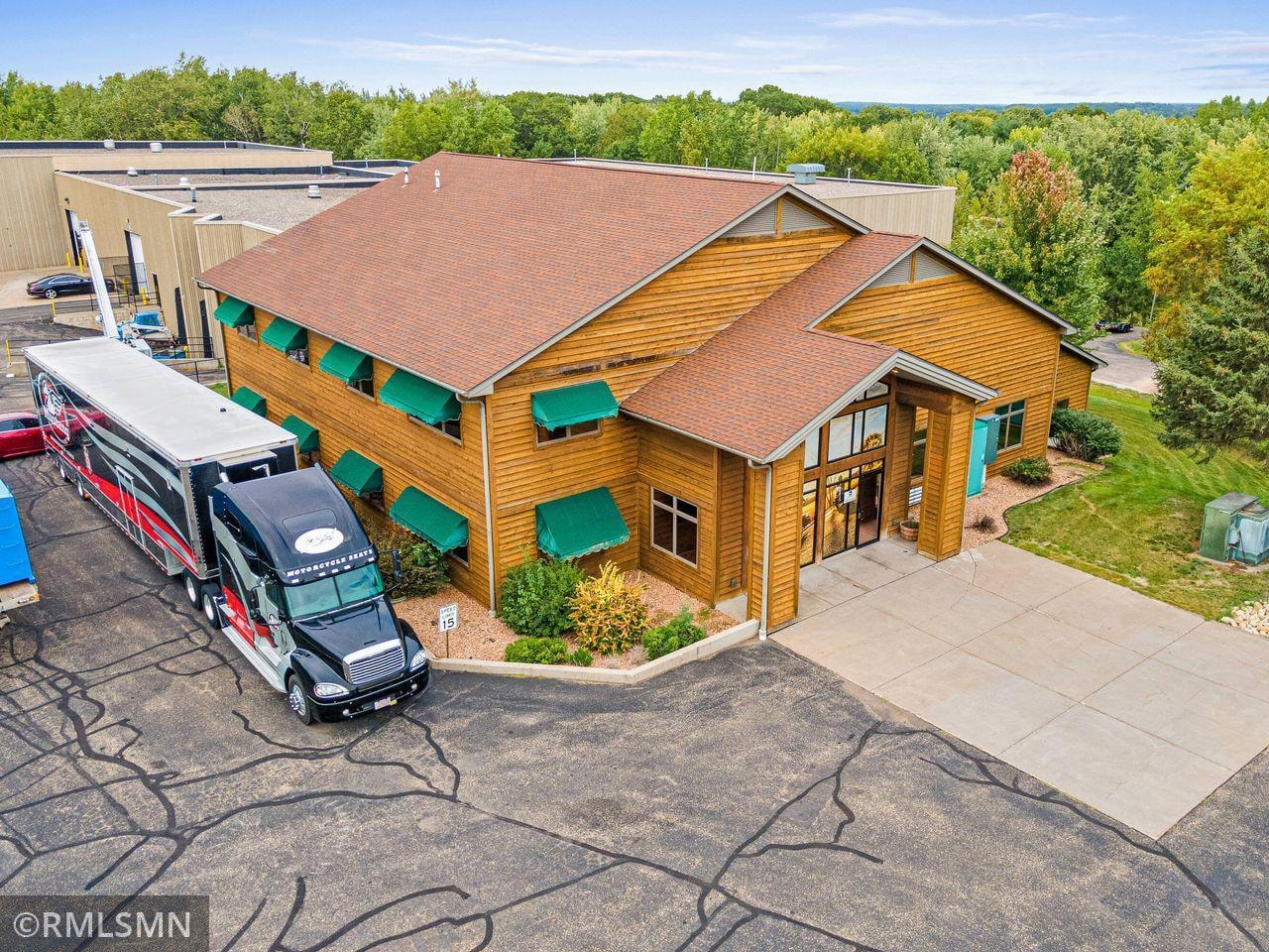 454 County Road Vv Somerset, WI 54025 | MLS 6520722