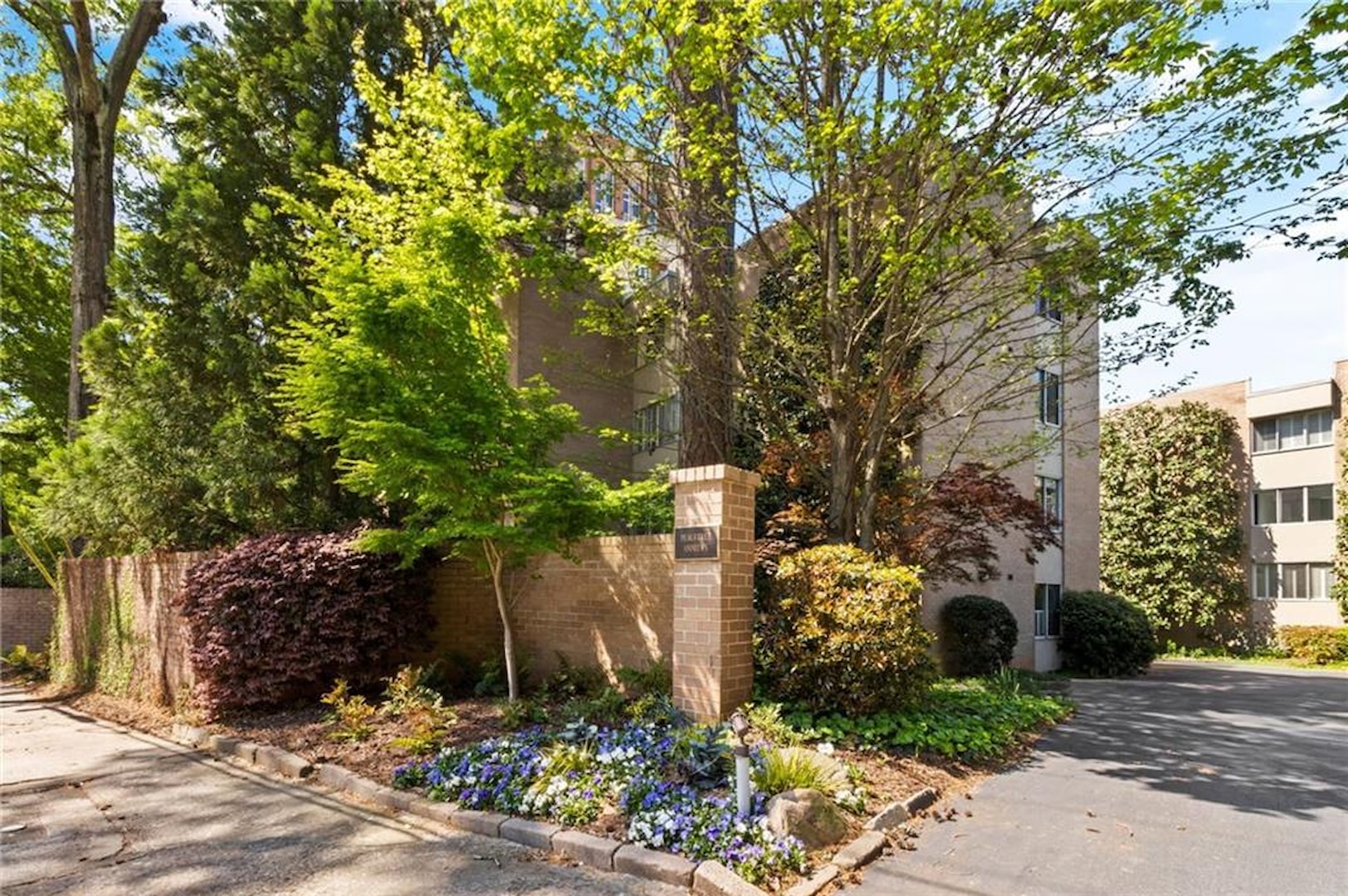 2734 Peachtree Road NW #A201 Atlanta, GA 30305 | MLS 7365048