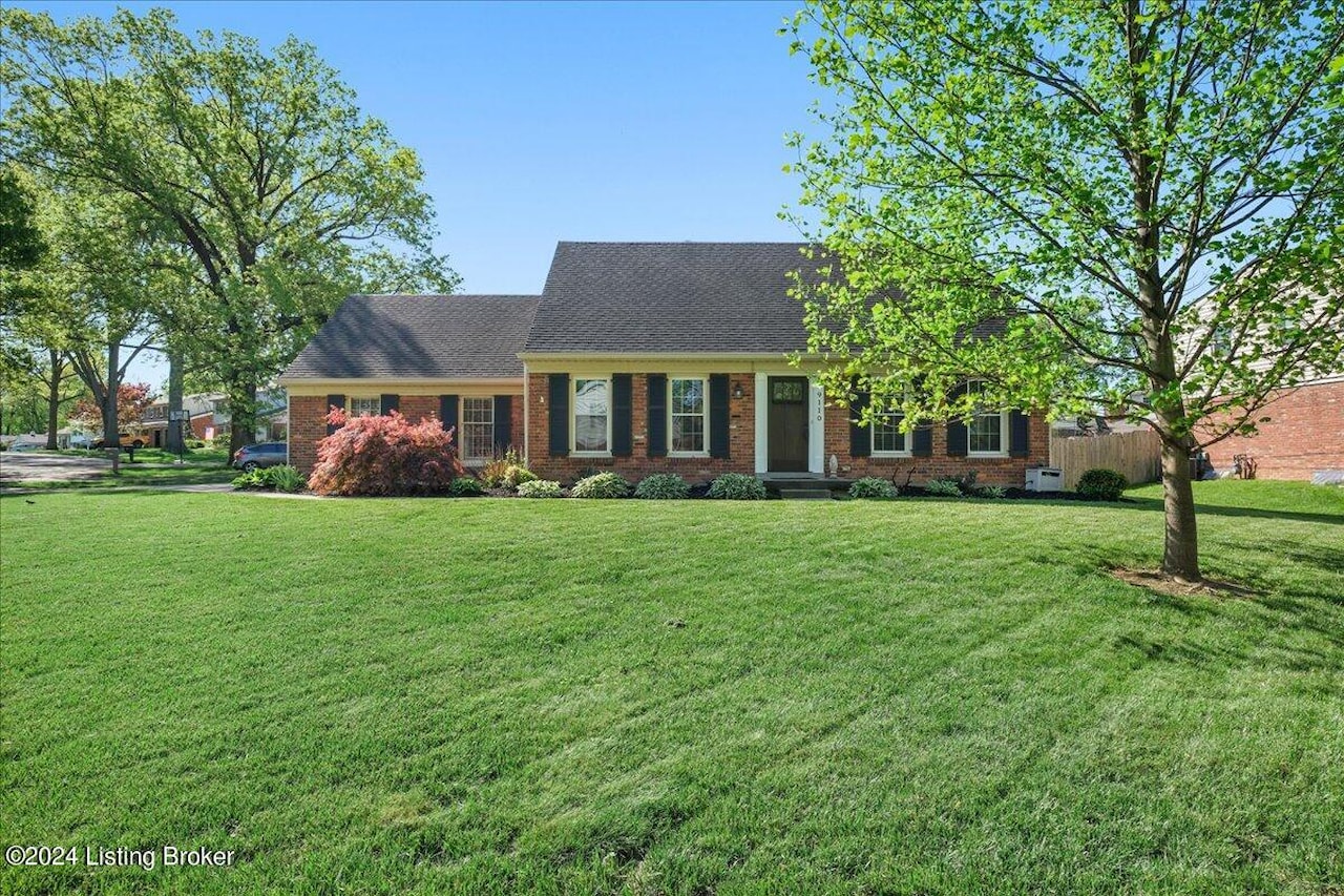 9110 Tangley Ln Louisville, KY 40242 | MLS 1659097