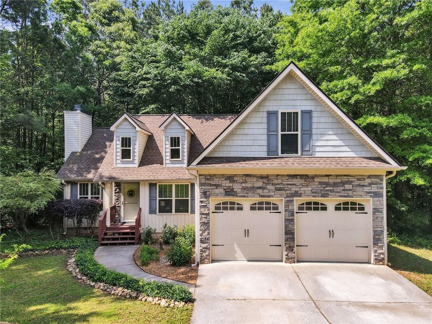 49 Kay Road NE White, GA 30184 | MLS 7369699