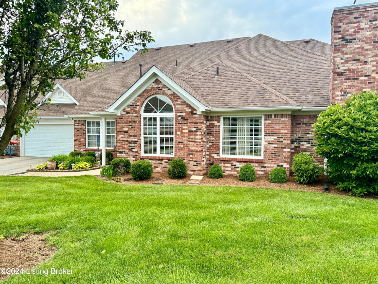 10107 Blossom Tree Way, Louisville, KY 40241 - Springhurst $395,000