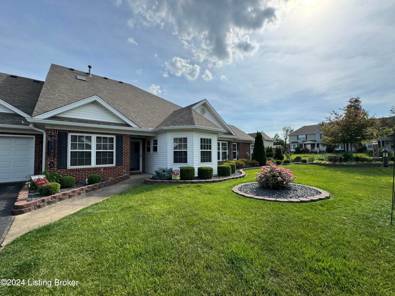 6907 Casey Pl Louisville, KY 40229 | MLS 1661323