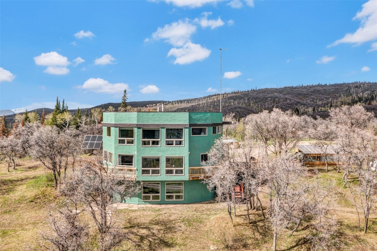 28540 S Beaver Ridge Rd Steamboat Springs, CO 80487 | MLS S1049105