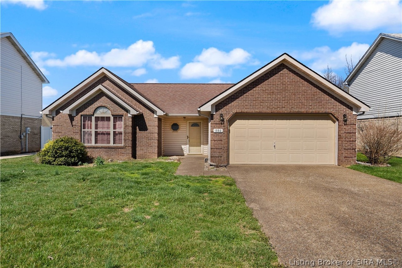 886 Sky Way Dr Corydon, IN 47112 | MLS 202407076
