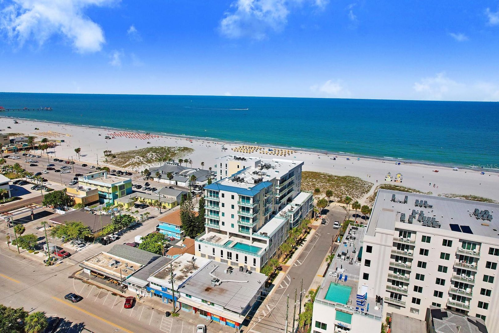 15 Avalon St #303 Clearwater Beach, FL 33767 | MLS U8243766