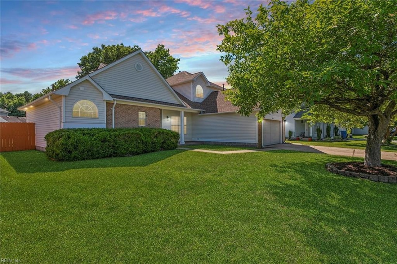 1261 Raynor Dr Virginia Beach, VA 23456 | MLS 10534281