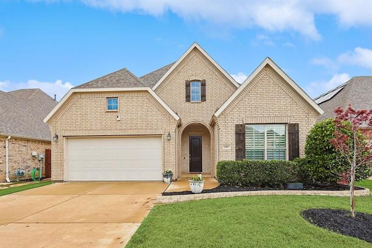 15017 Ravens Way Fort Worth, TX 76262 | MLS #20628233