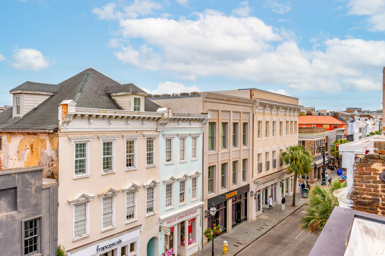 337 King Street #B Charleston, SC 29401 | MLS 24007600